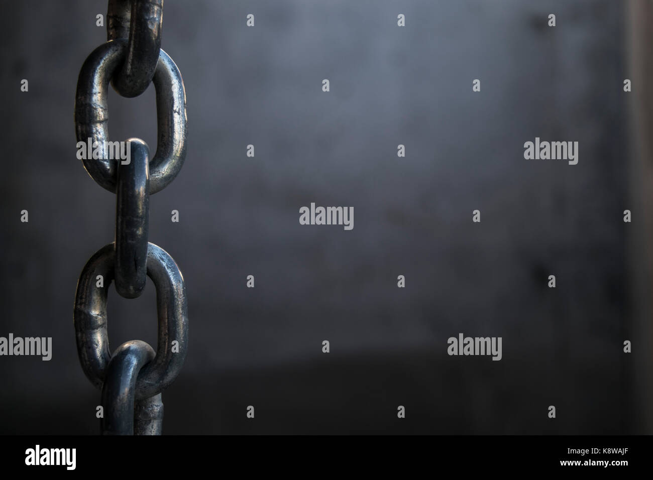 Chain tension hi-res stock photography and images - Alamy