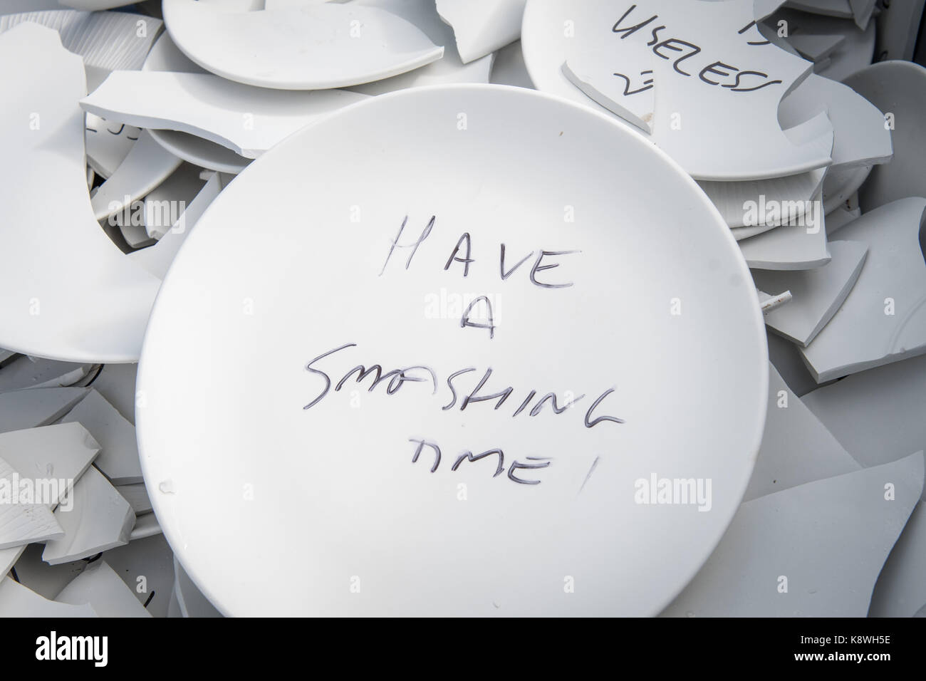Plate smashing hi-res stock photography and images - Alamy