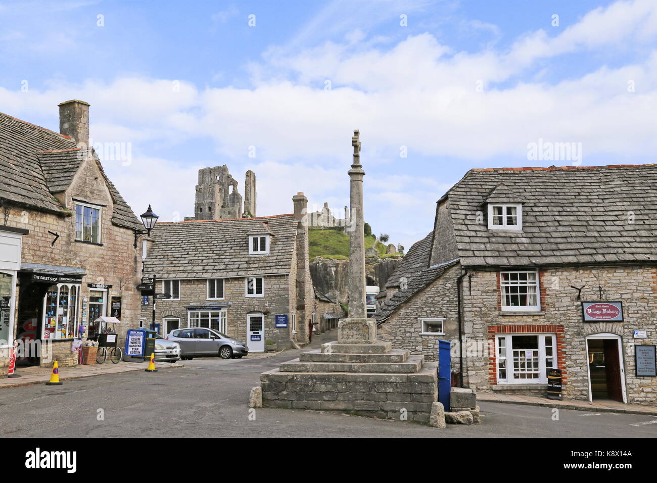 Corfe village shop hi-res stock photography and images - Alamy