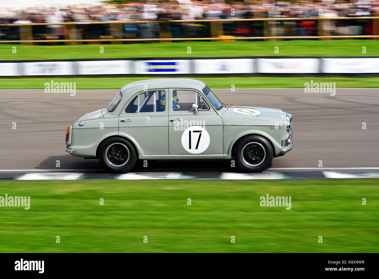 Vintage riley vintage car racing hi-res stock photography and images ...