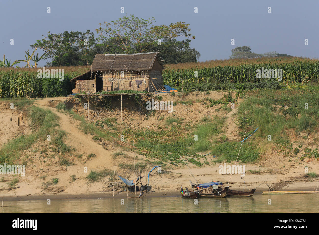 Burma farm hut hi-res stock photography and images - Alamy