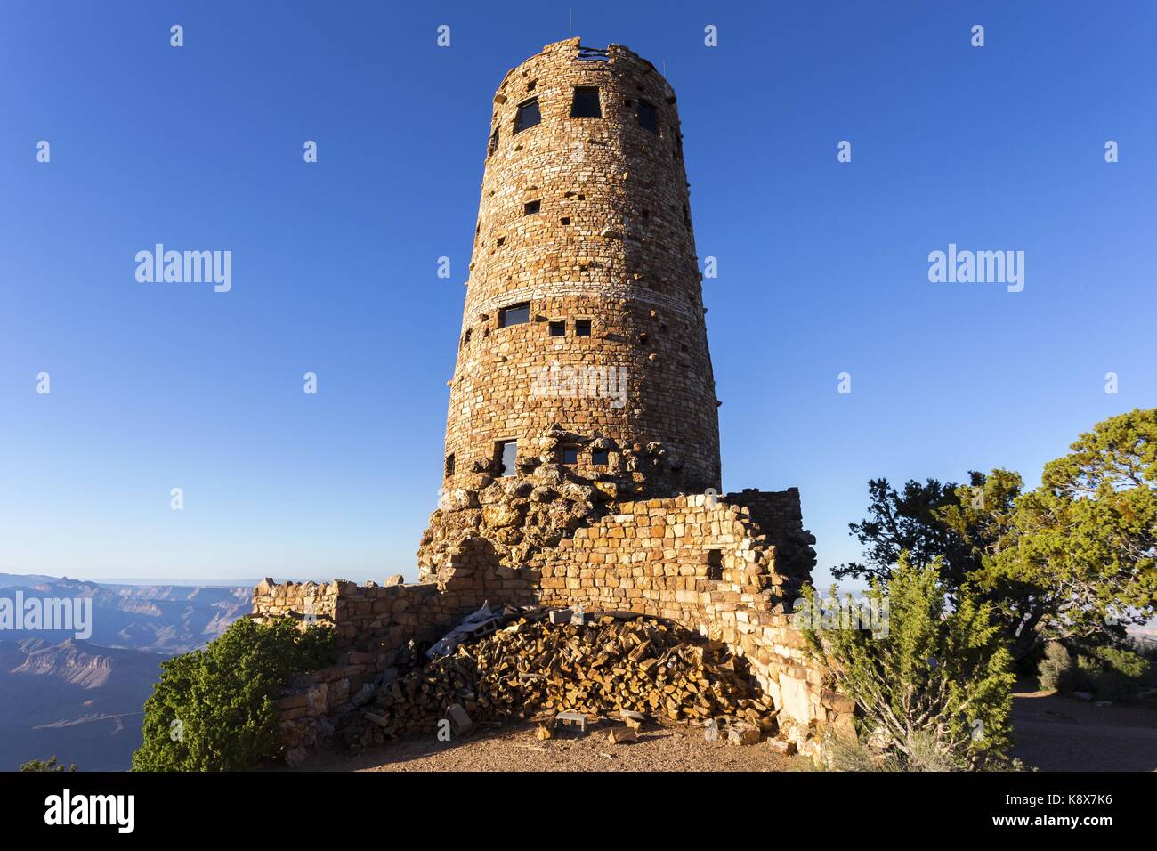 Desert View Watch Tower and Grand Canyon National Park Desert Landscape ...