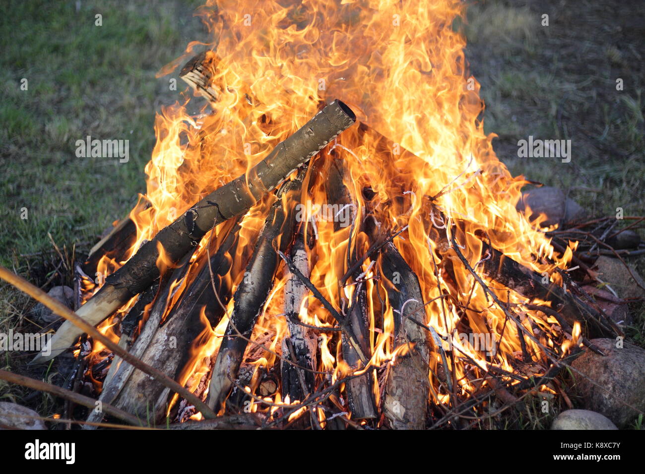 Huge fire close up Stock Photo - Alamy