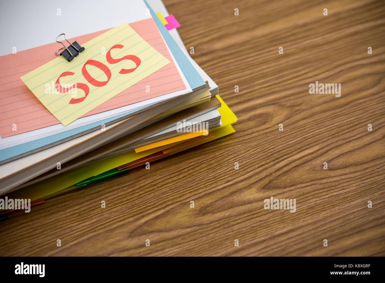 Pile of paperwork and notes hi-res stock photography and images - Alamy