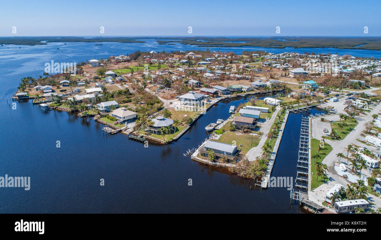Aerial images of the Everglades City area including Chokoloskee and ...
