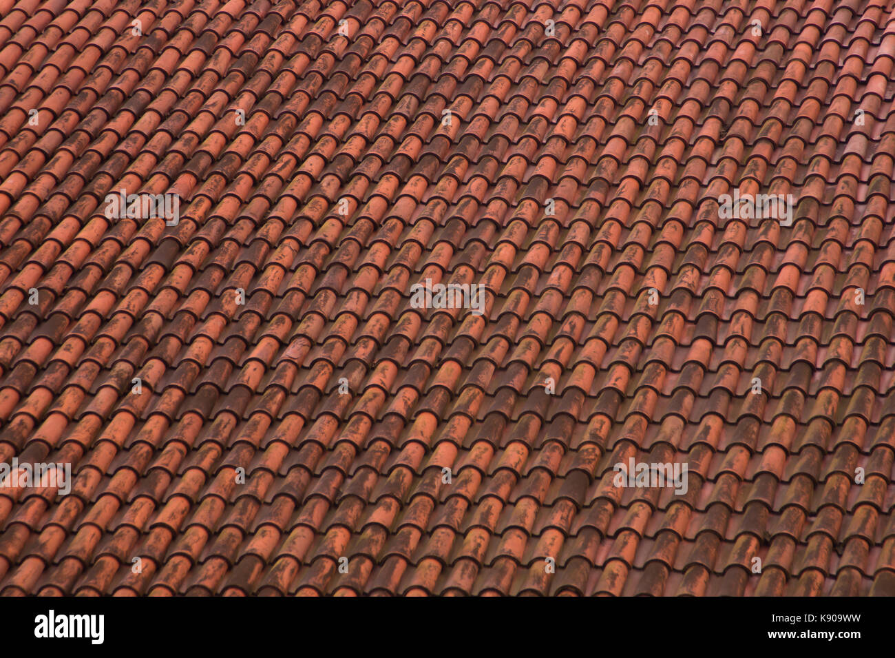 red tile roof texture background Stock Photo - Alamy