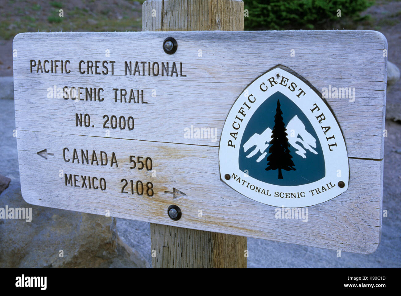 Mt hood national forest sign hi-res stock photography and images - Alamy