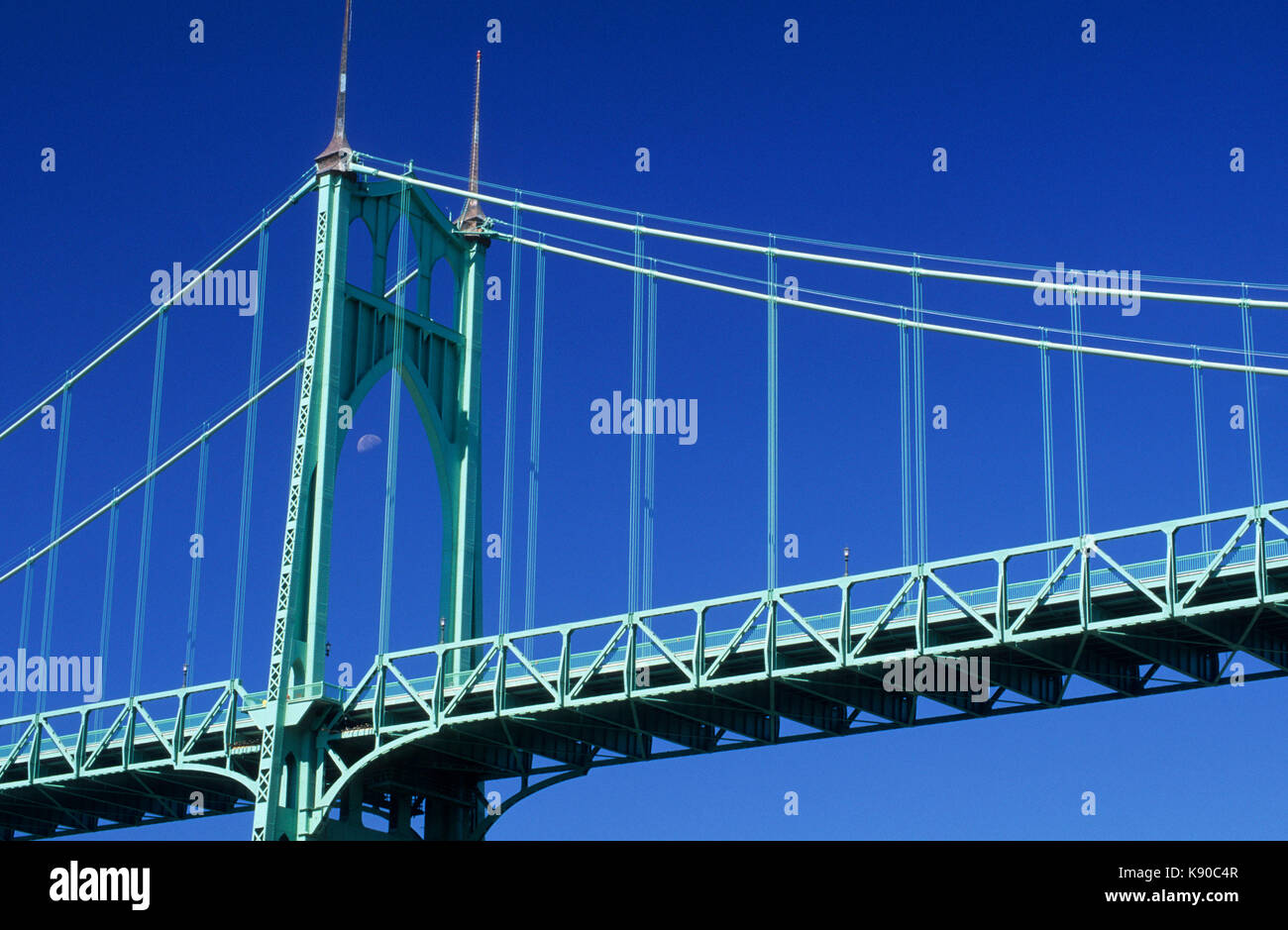 St Johns Bridge, Cathedral Park, Portland, Oregon Stock Photo - Alamy