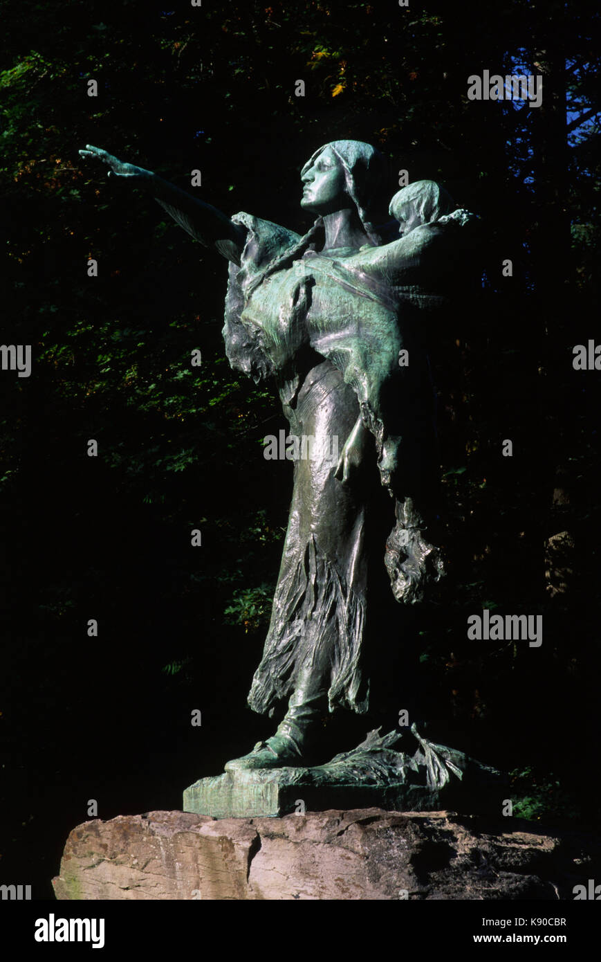 Sacajawea statue, Washington Park, Portland, Oregon Stock Photo - Alamy