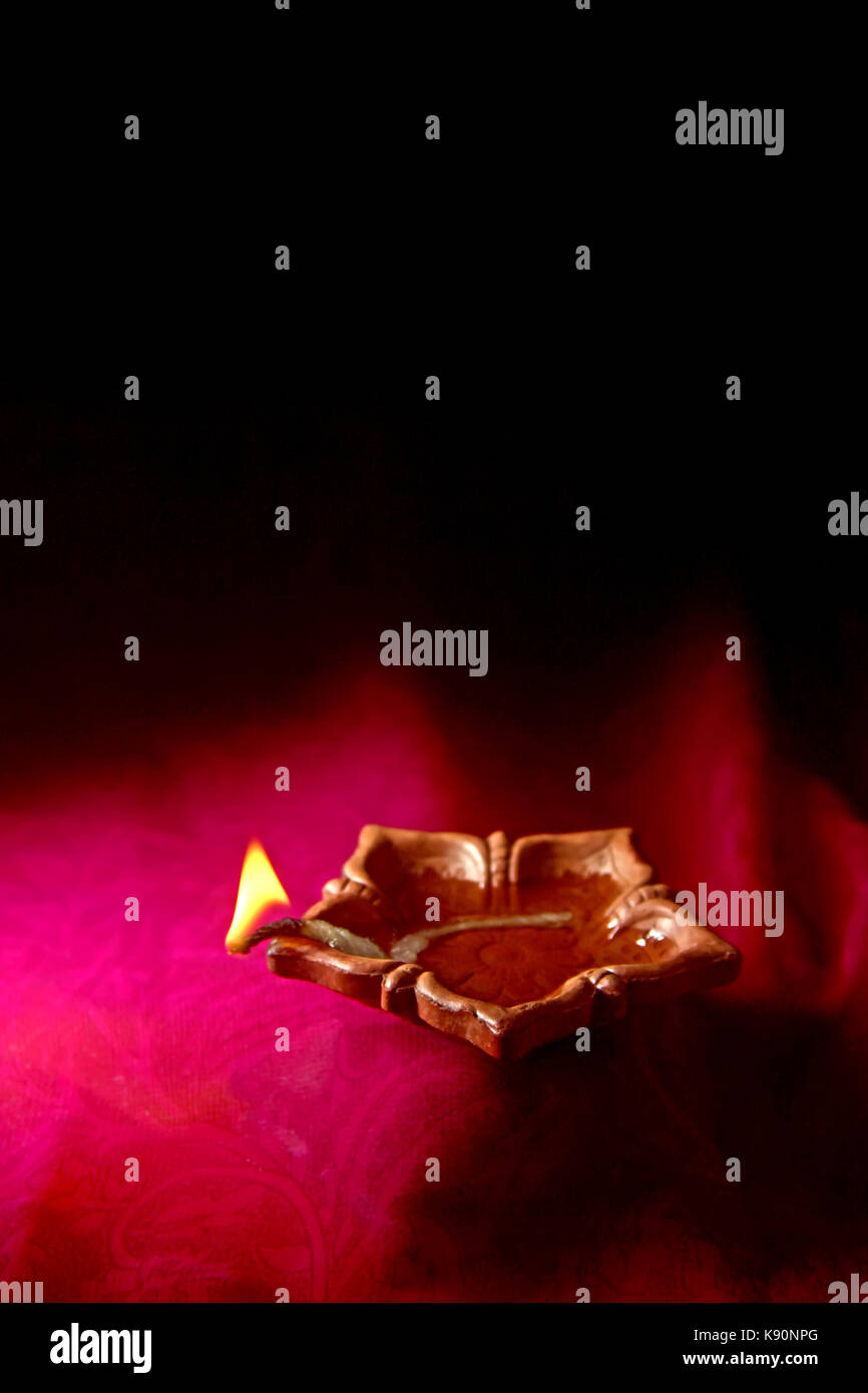 Auspicious happy diwali festival hi-res stock photography and images ...