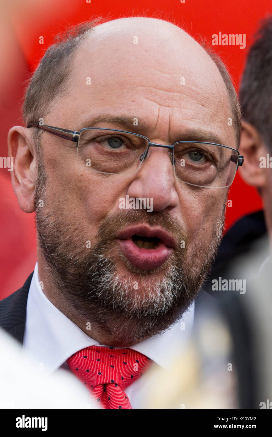 German social democrats ernst hi-res stock photography and images - Alamy