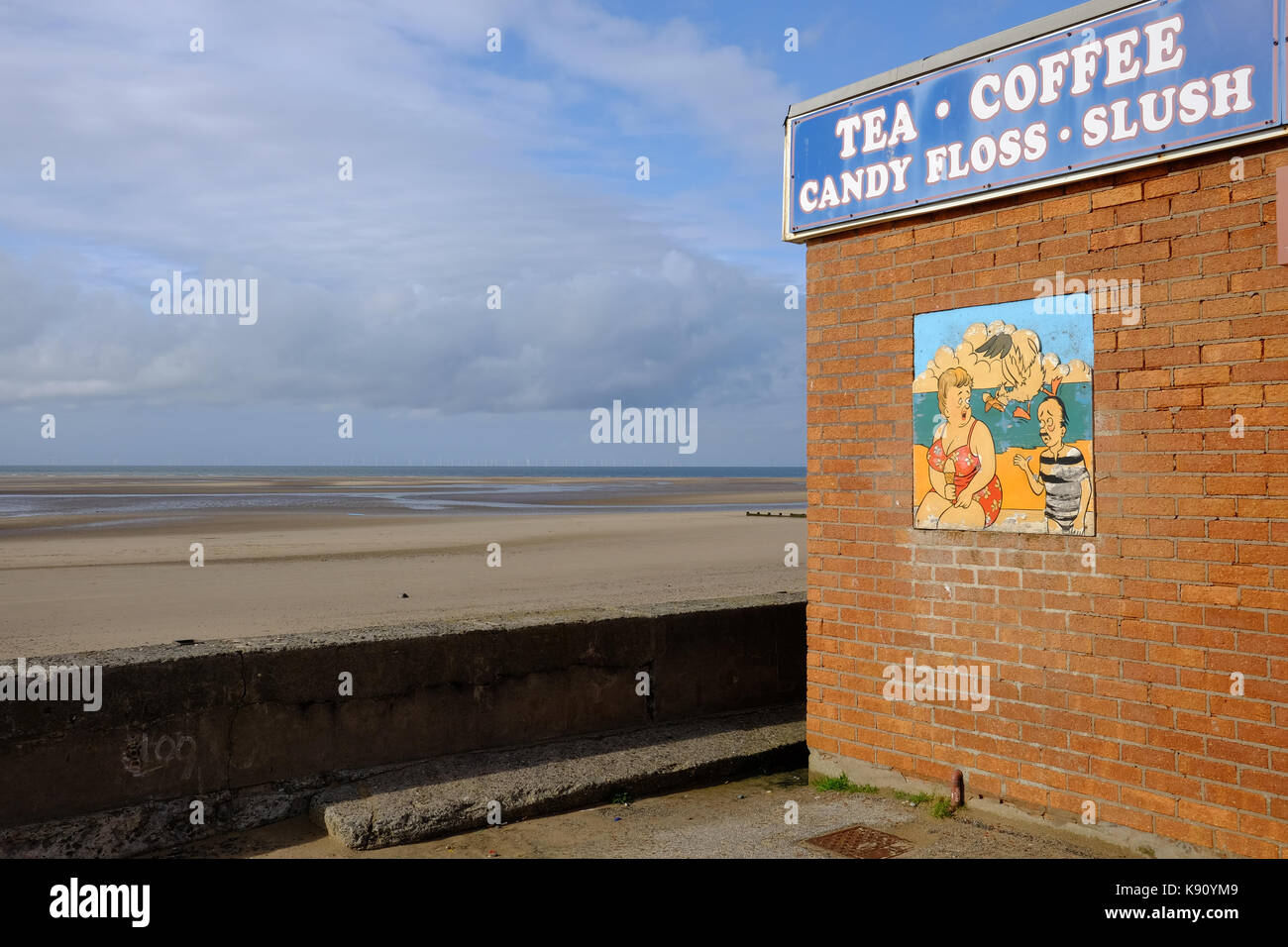 Sea front rhyl hi-res stock photography and images - Alamy