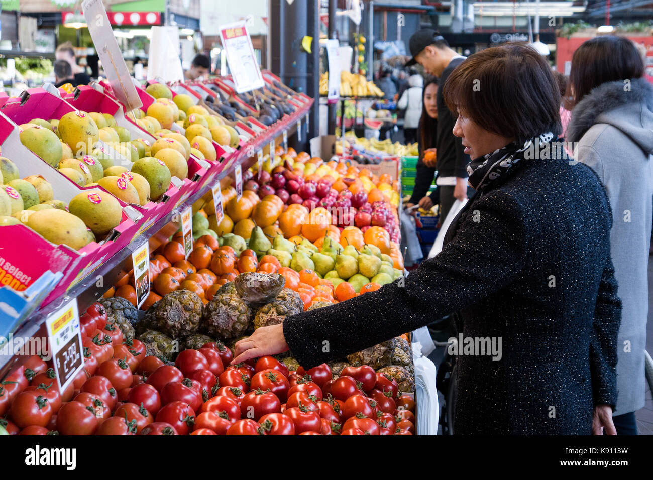 Australian fruit market hi-res stock photography and images - Alamy
