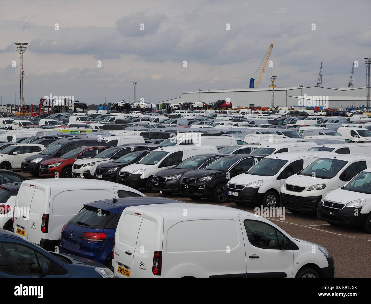 Seized cars port hi-res stock photography and images - Alamy