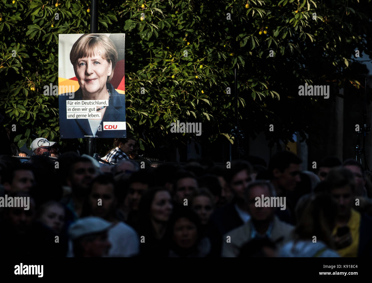Election poster angela merkel cdu hi-res stock photography and images ...