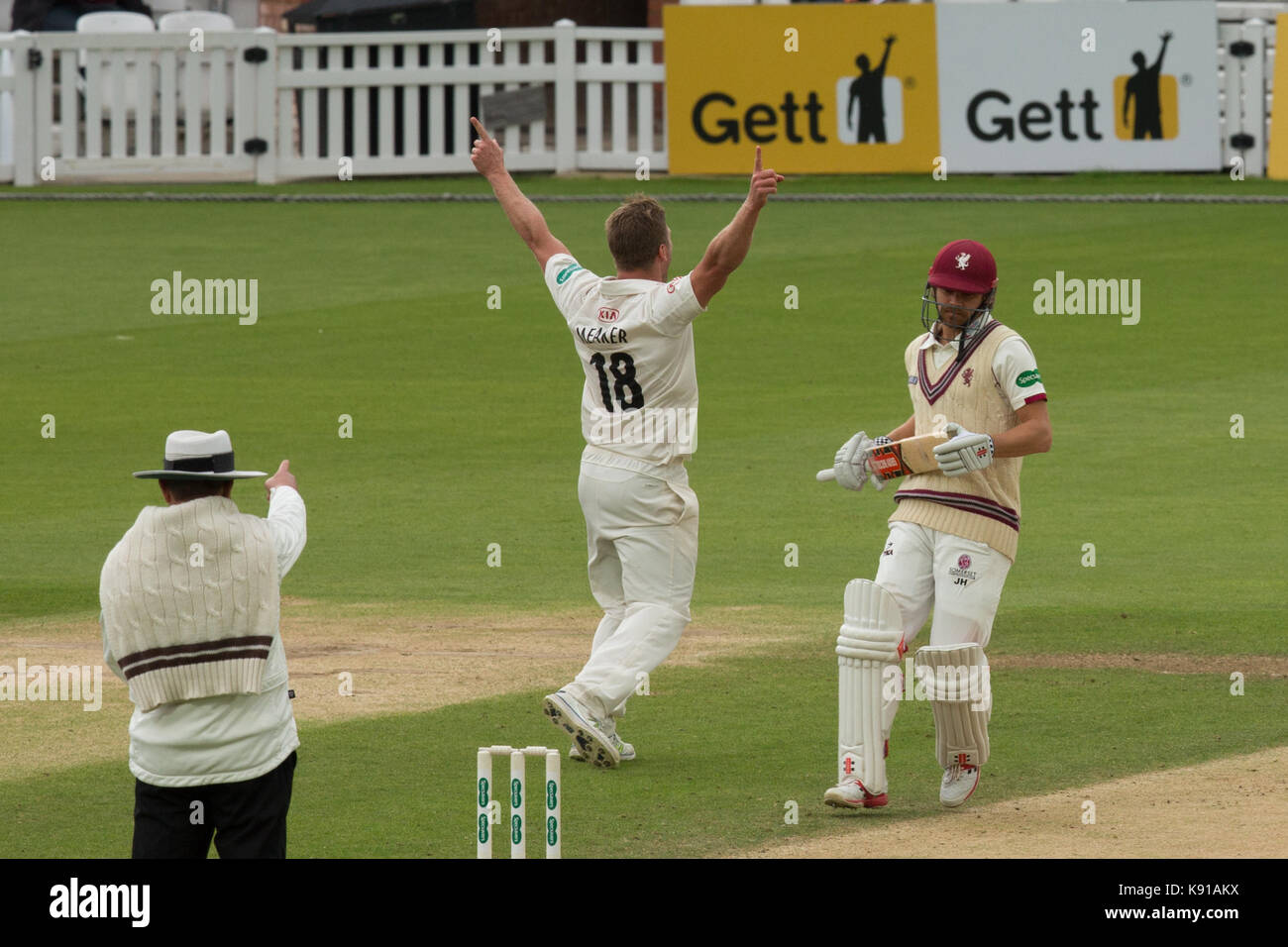 London, UK. 21st Sep, 2017. Stuart Meaker punches the air after getting ...