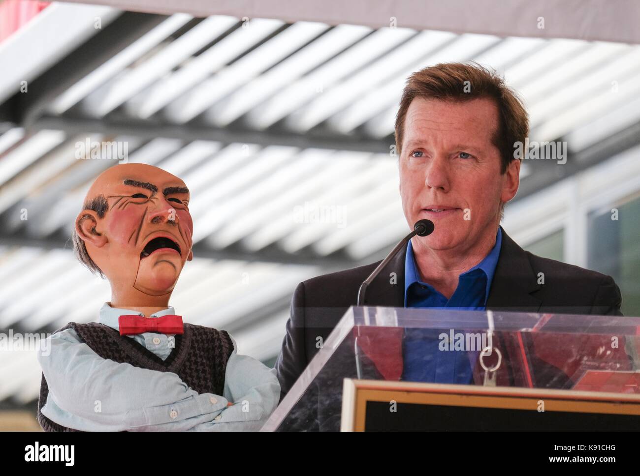 Los Angeles, California, USA. 21st Sep, 2017. Ventriloquist Jeff Dunham ...
