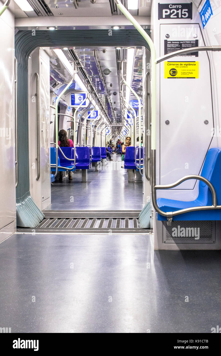 5 lilac line hi-res stock photography and images - Alamy