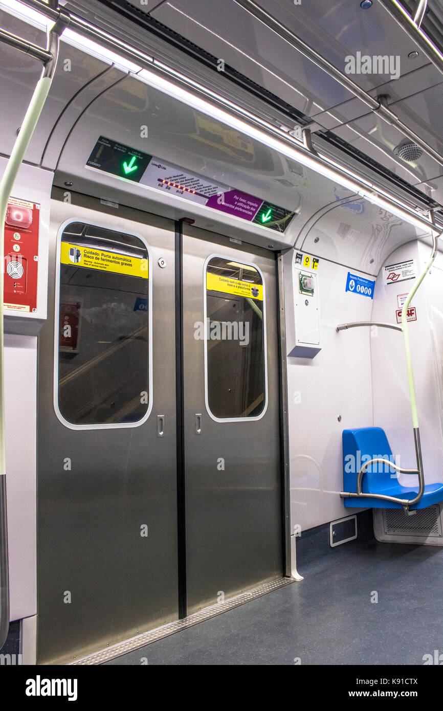 5 lilac line hi-res stock photography and images - Alamy