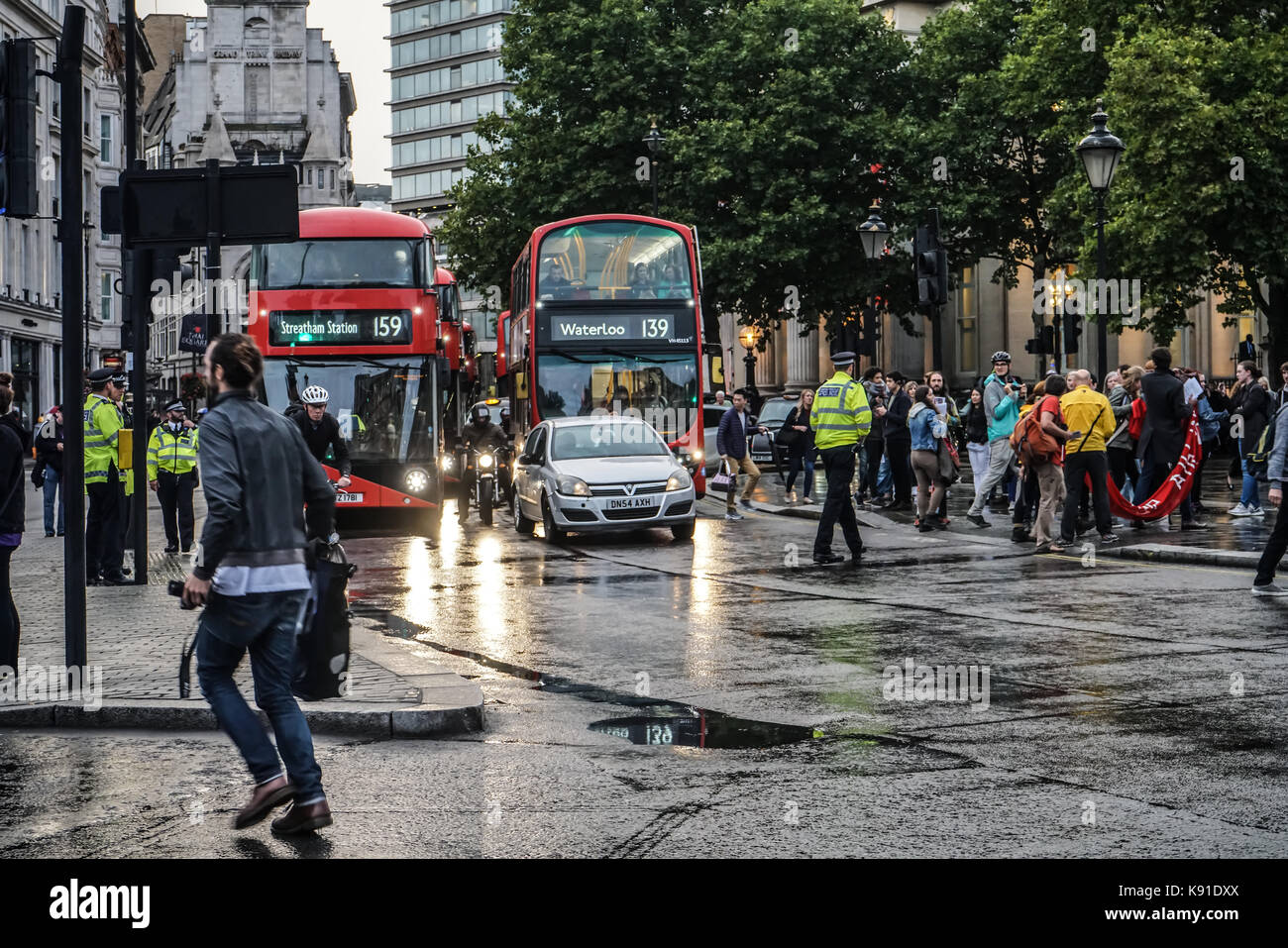 London, England, UK. 21st Sep, 2017. Protesters blockade the roundabout ...