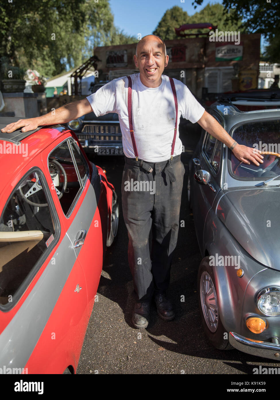 Italian Mechanic, Fiat 500s Stock Photo - Alamy