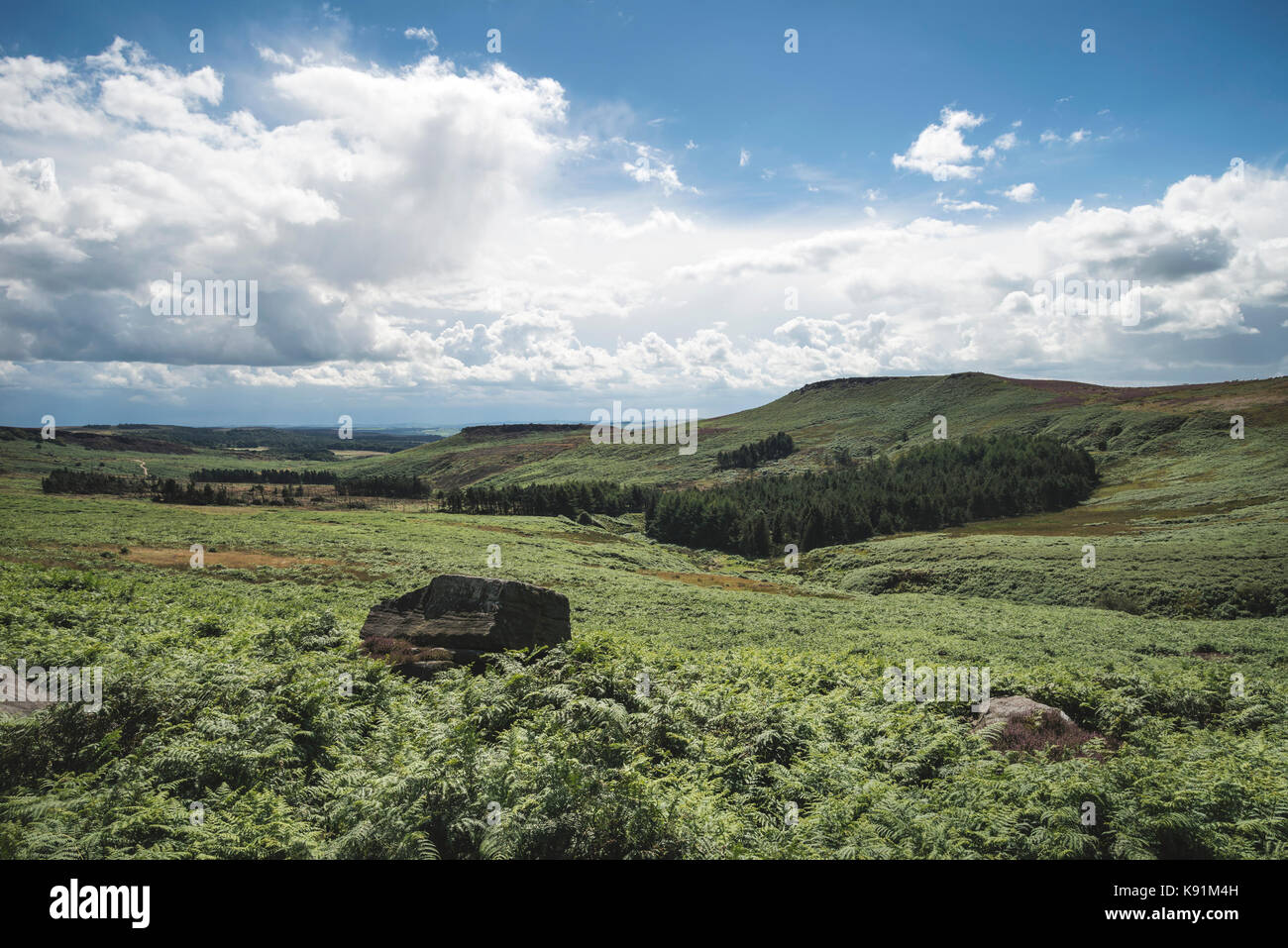 Beautiful landscape image of Burbage Edge and Rocks in Summer in Peak ...