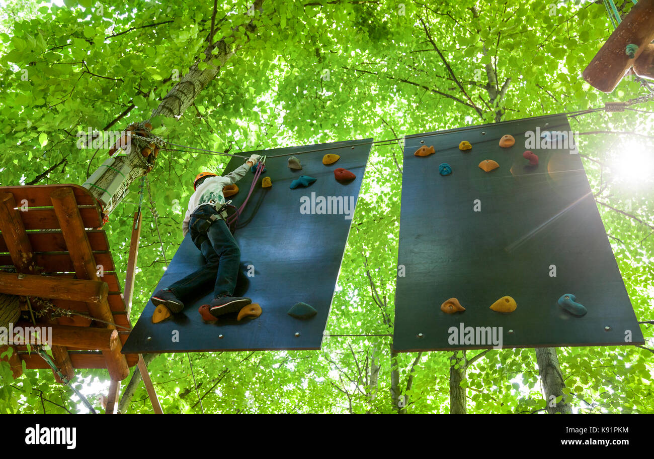 Challenge climb hi-res stock photography and images - Alamy