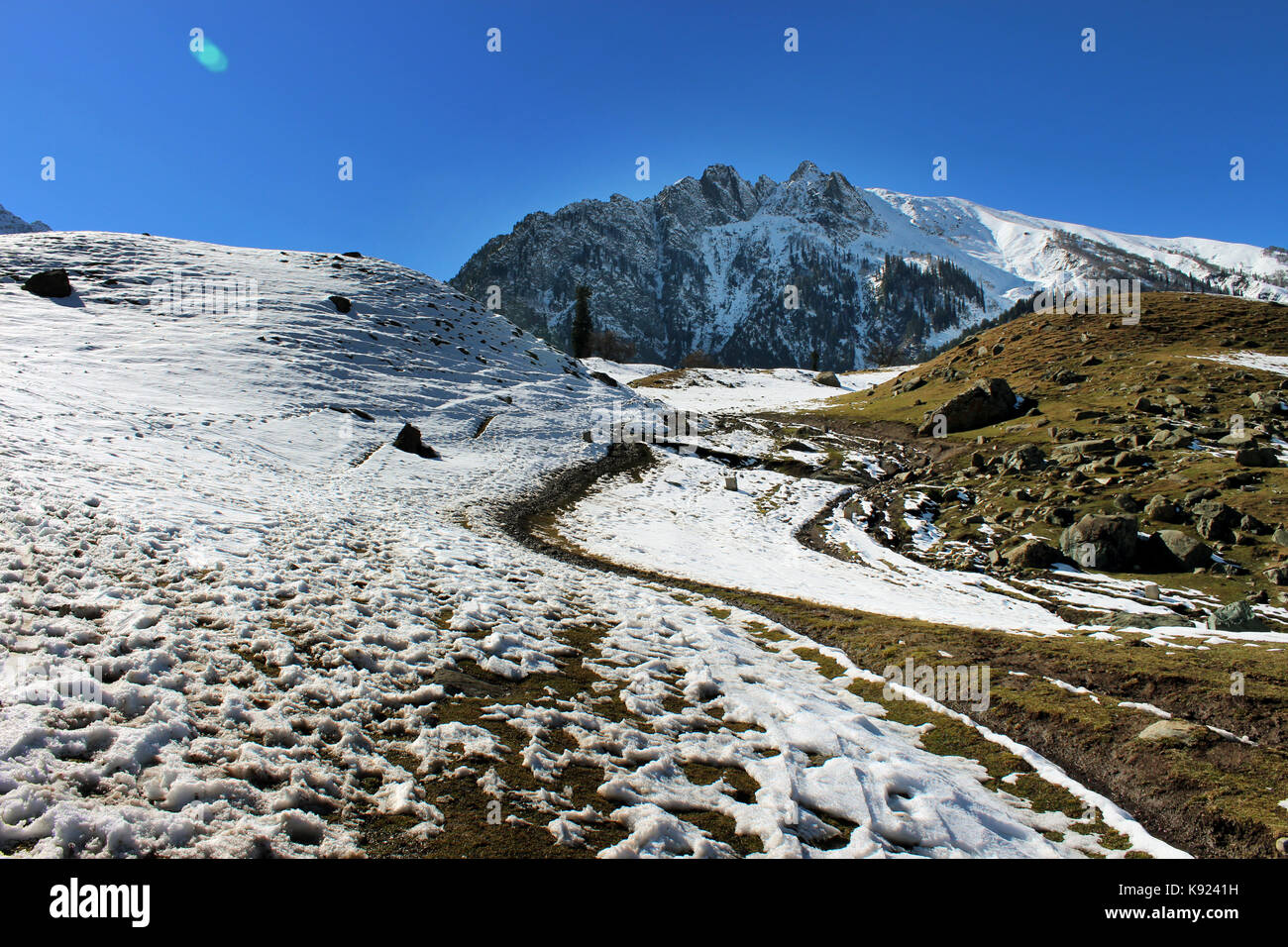 Sonmarg snow hi-res stock photography and images - Alamy