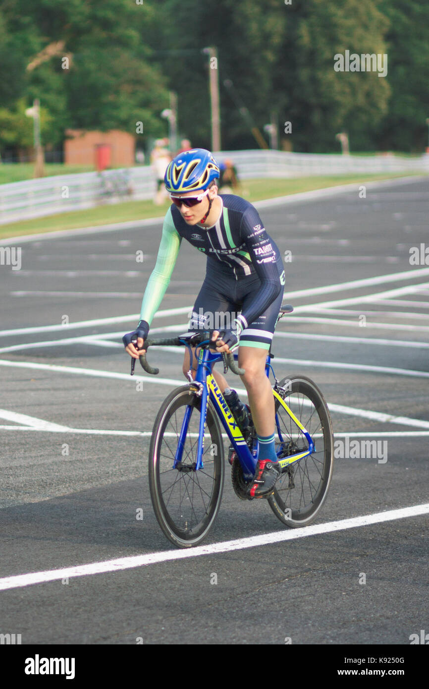 Cycling in wind hi-res stock photography and images - Alamy