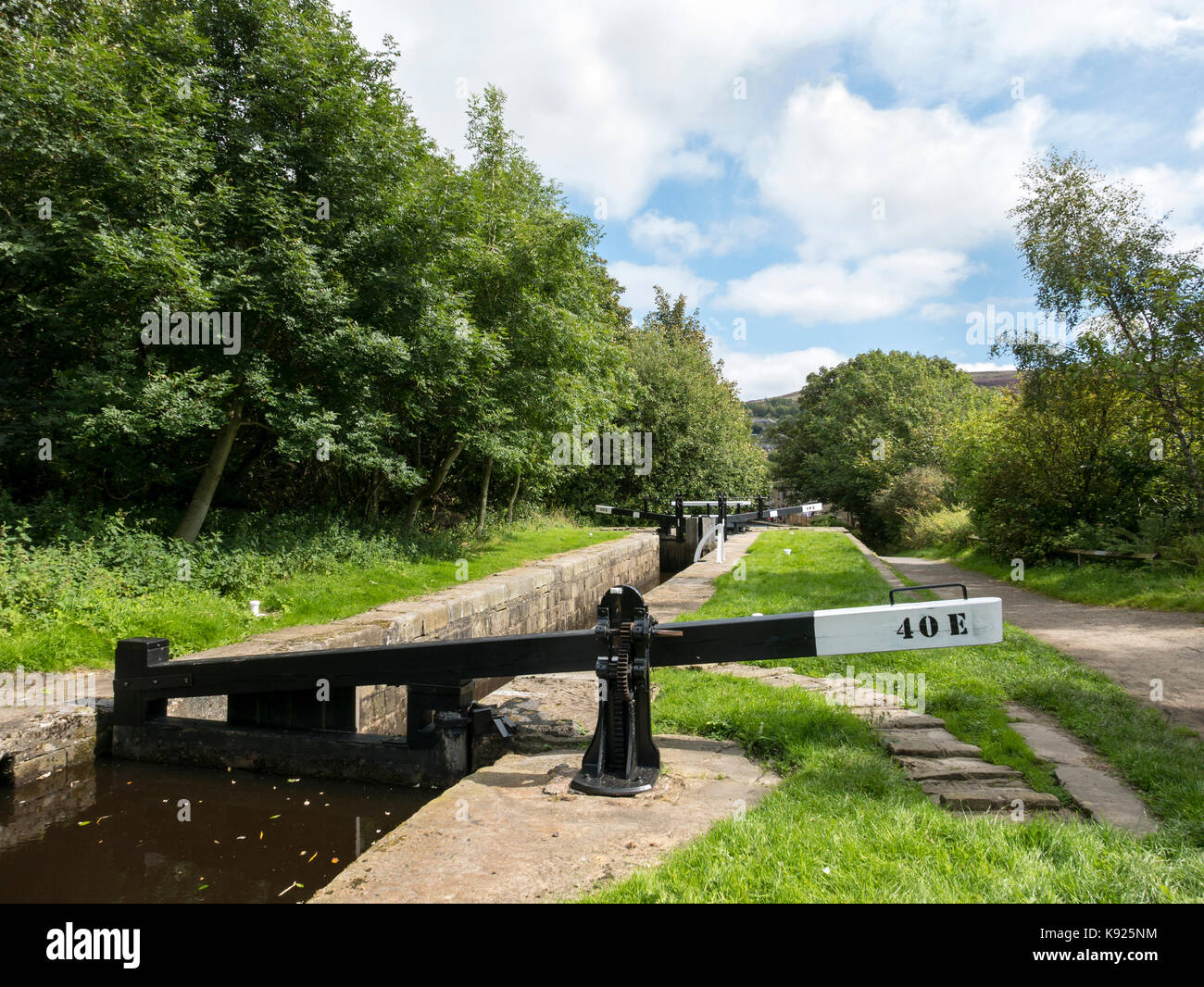 Lock 40E, Huddersfield Narrow Canal, Marsden, Huddersfield, West ...