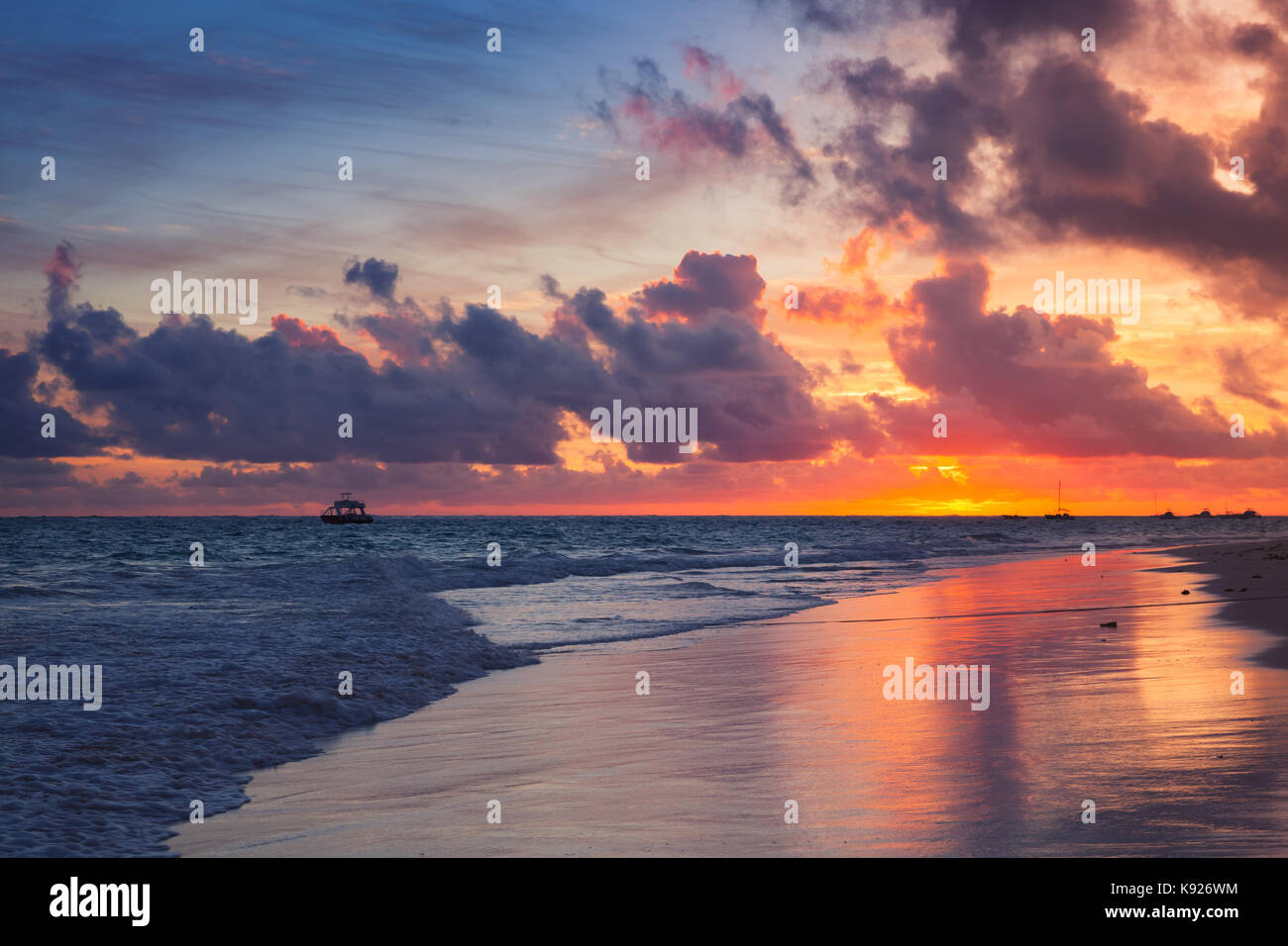 Colorful dramatic sunrise over Atlantic Ocean. Bavaro beach, Hispaniola ...