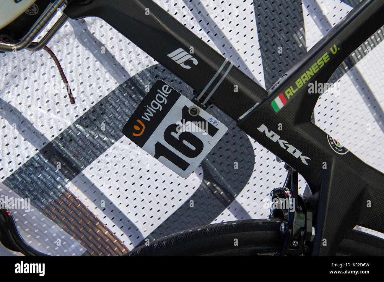 Professional cycle racing hi-res stock photography and images - Alamy