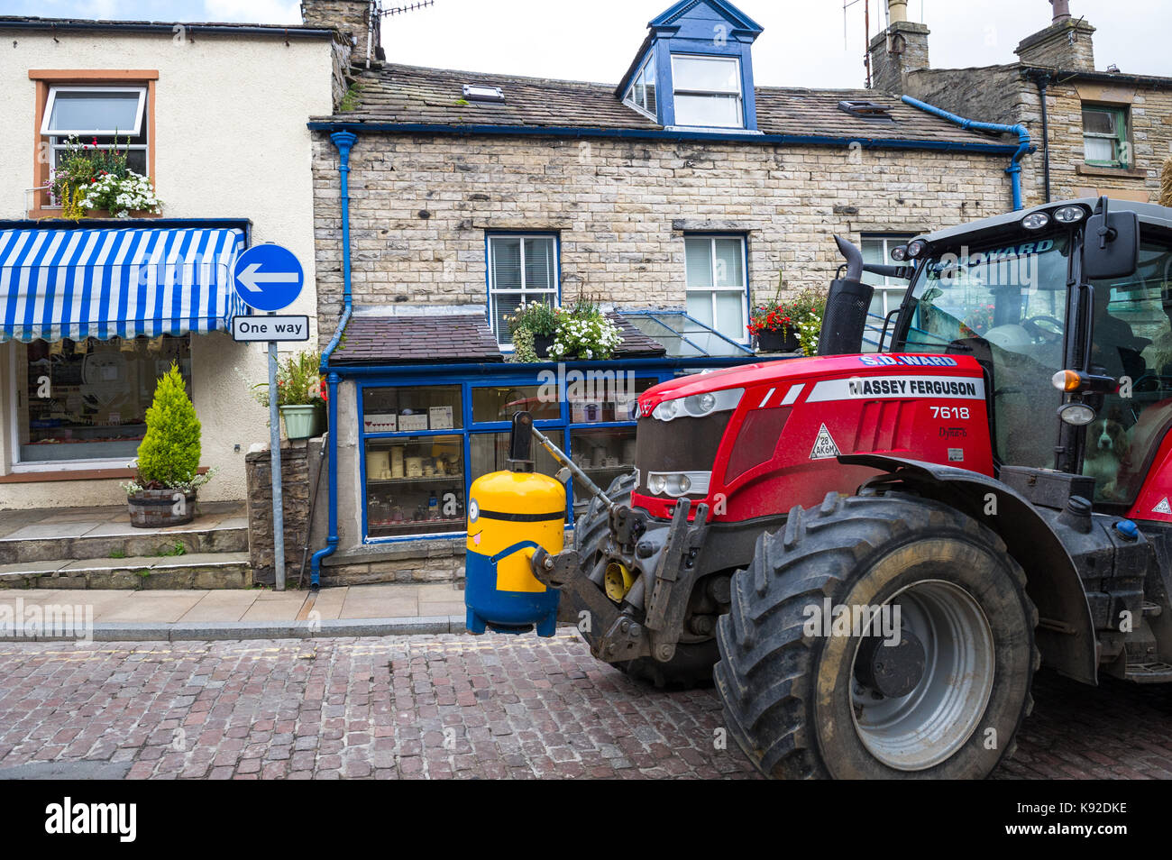 Congested streets hi-res stock photography and images - Alamy