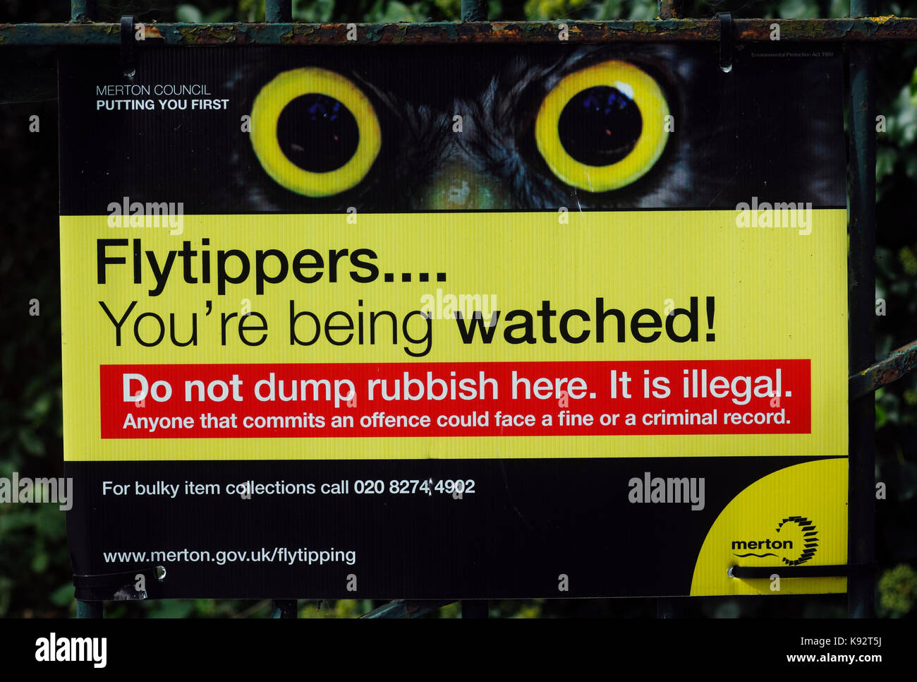 Warning Notice to Flytippers in the London Borough of Merton, Southwest ...