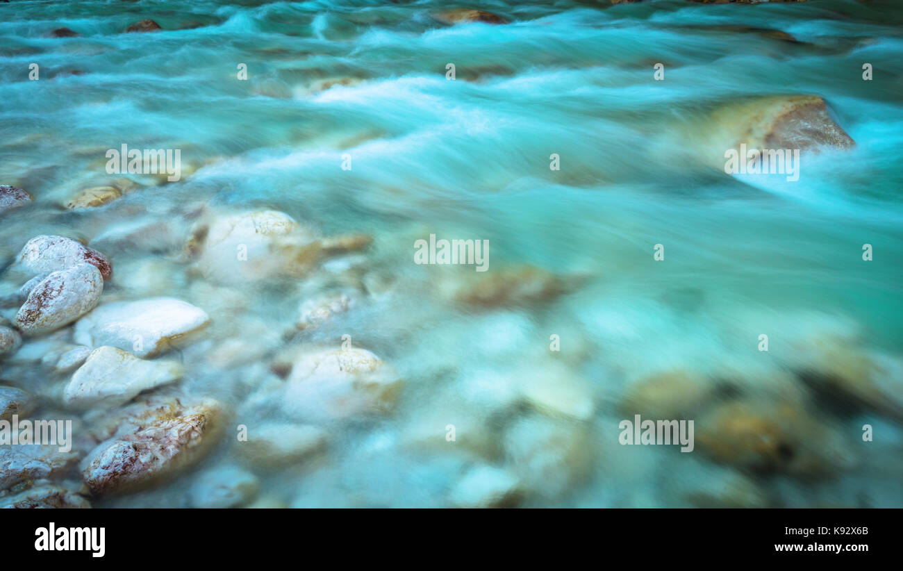 Green water background Stock Photo - Alamy
