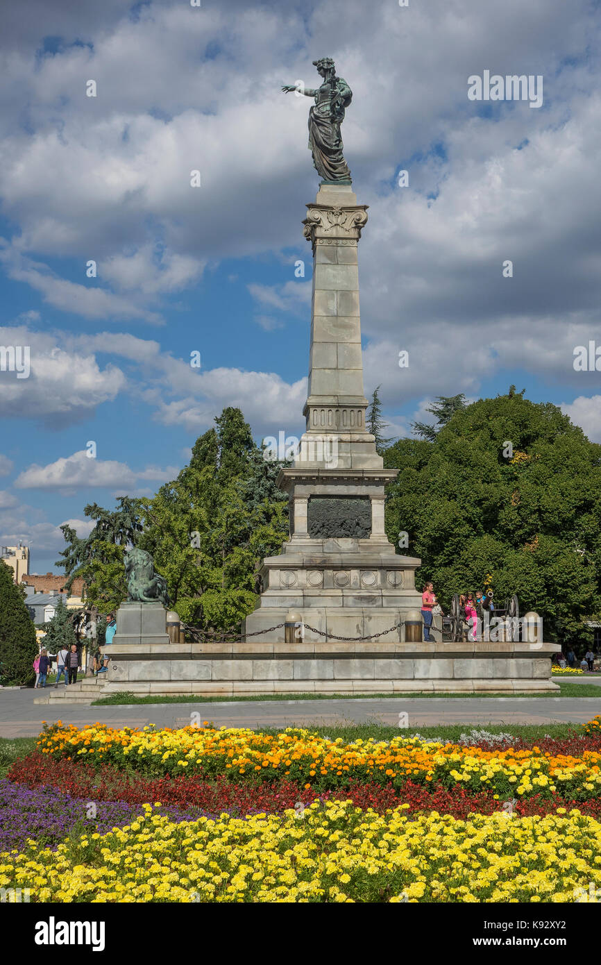 Bulgaria, Ruse, Svoboda (Freedom) square, Freedom monument Stock Photo ...