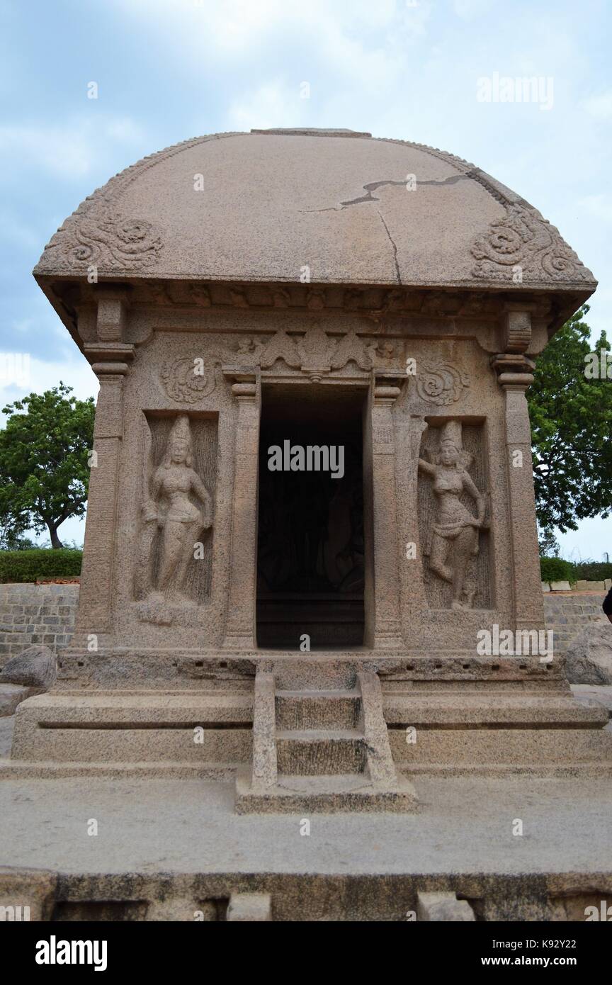 Panch rathas in mahabalipuram hi-res stock photography and images - Alamy