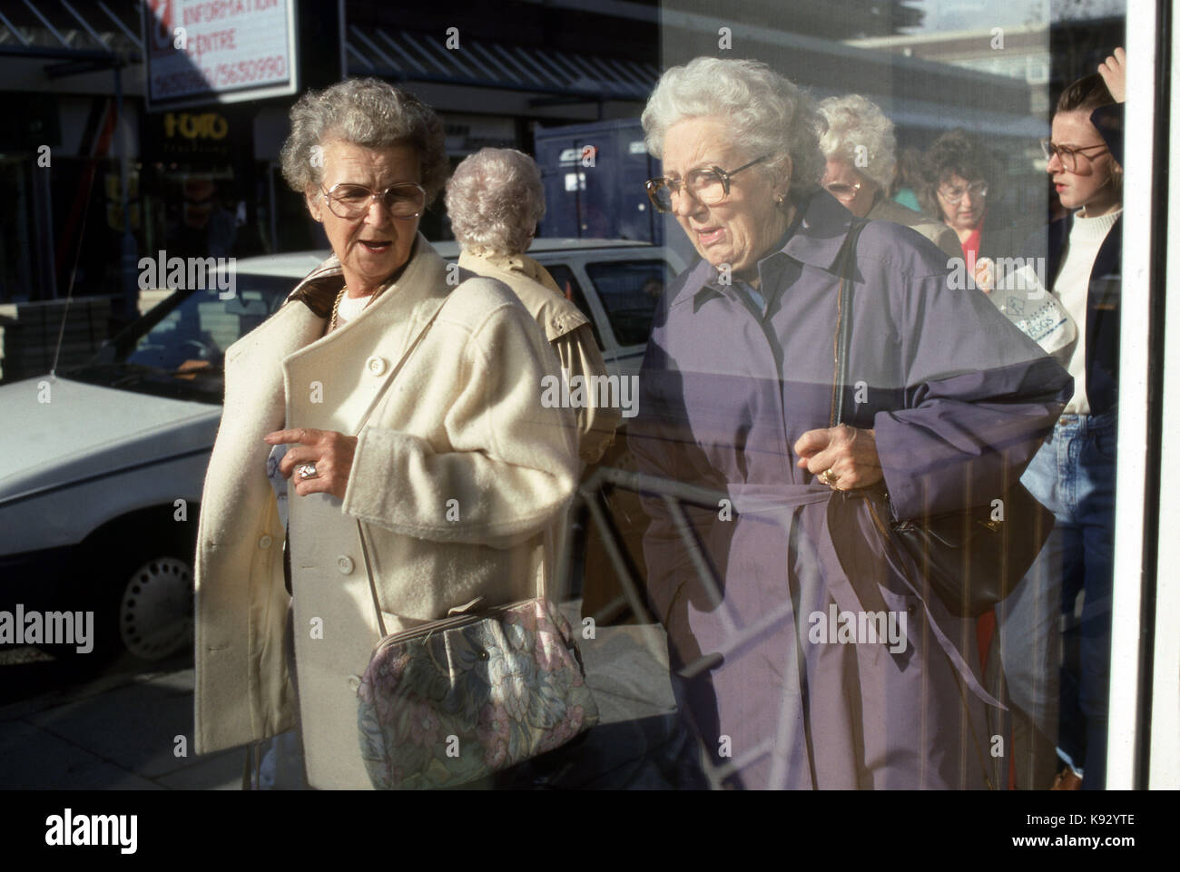 Elderly women out together hi-res stock photography and images - Alamy