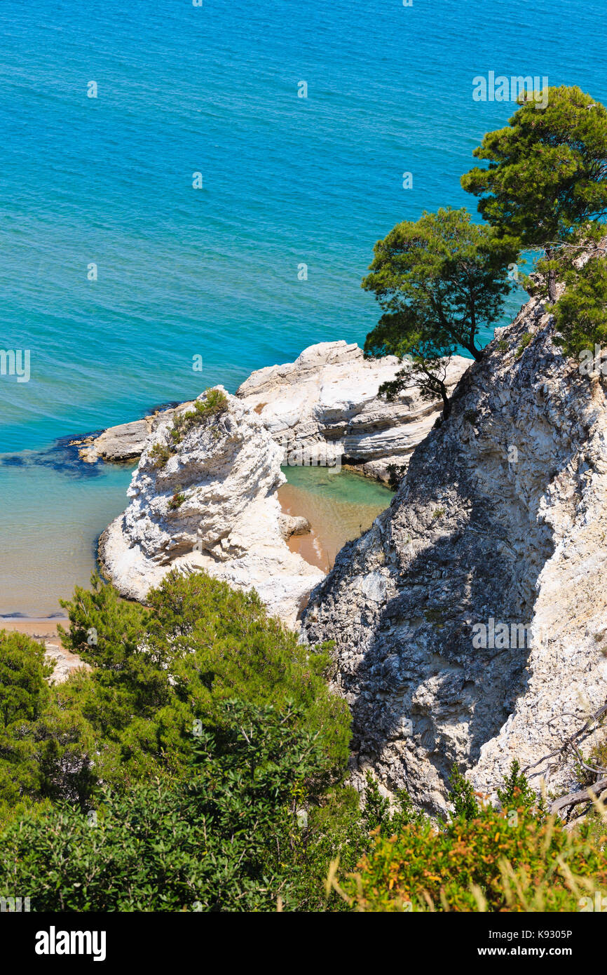 Summer Lido di Portonuovo Adriatic sea beach view (Vieste, Gargano ...