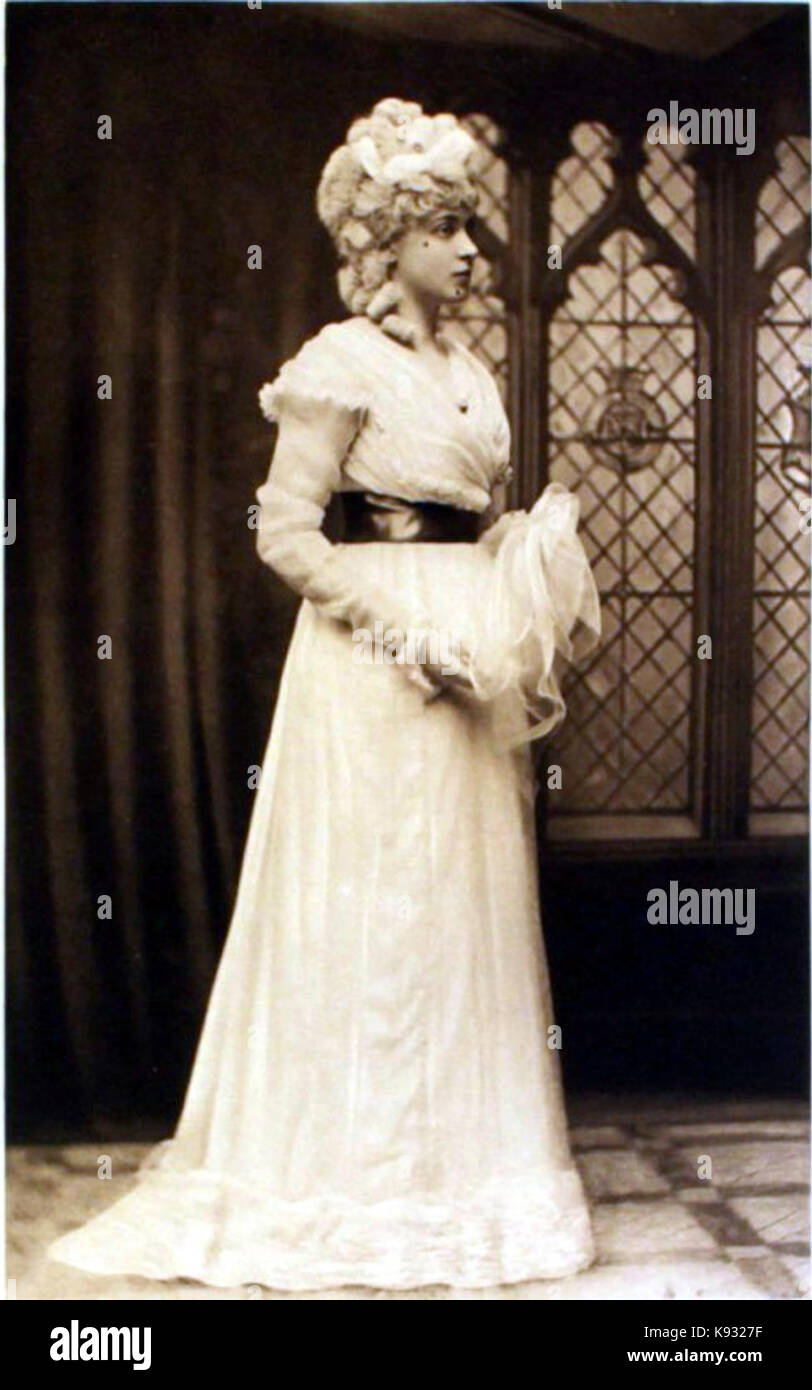 Lady edith hi-res stock photography and images - Alamy