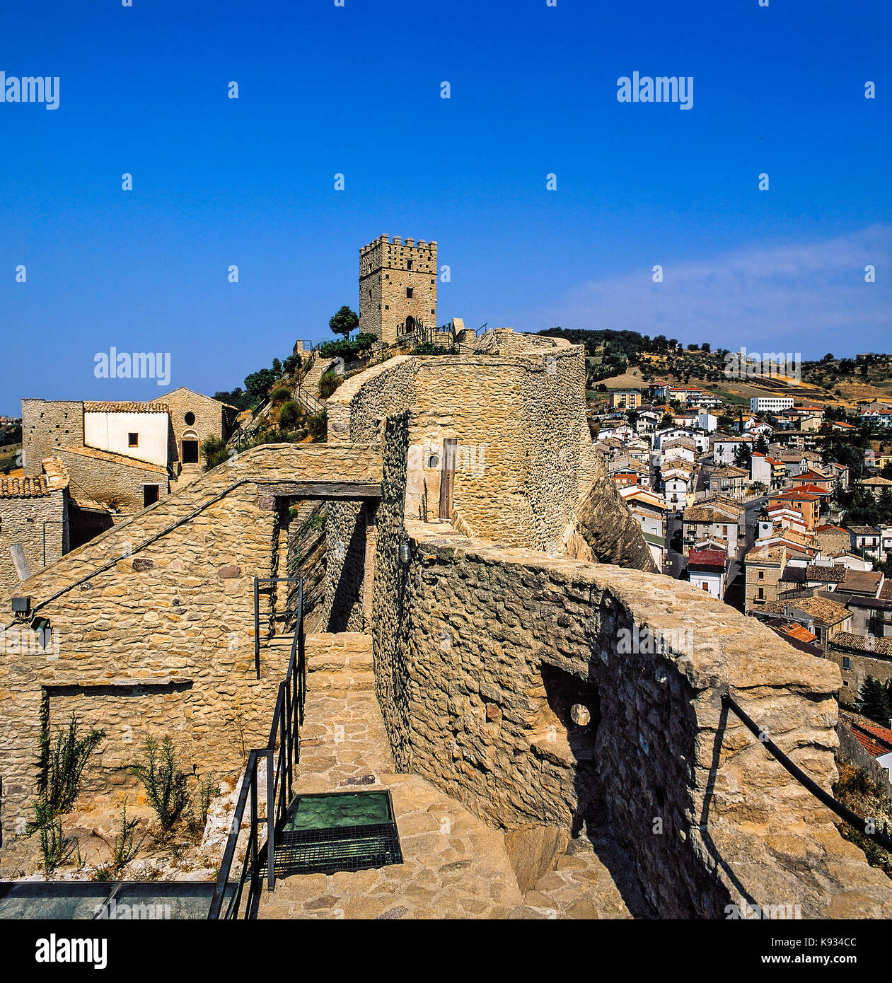 Italy Abruzzo Roccascalegna The castle Stock Photo - Alamy
