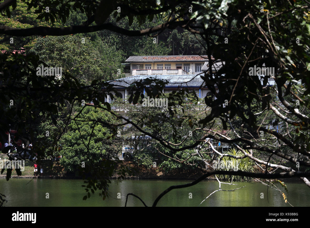 Kandy Sri Lanka Buildings By Kandy Lake Kiri Muhuda Large Artificial ...