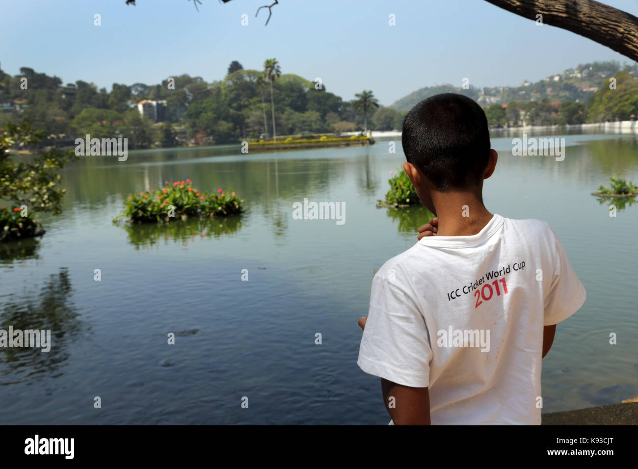 Kandy lake hi-res stock photography and images - Alamy