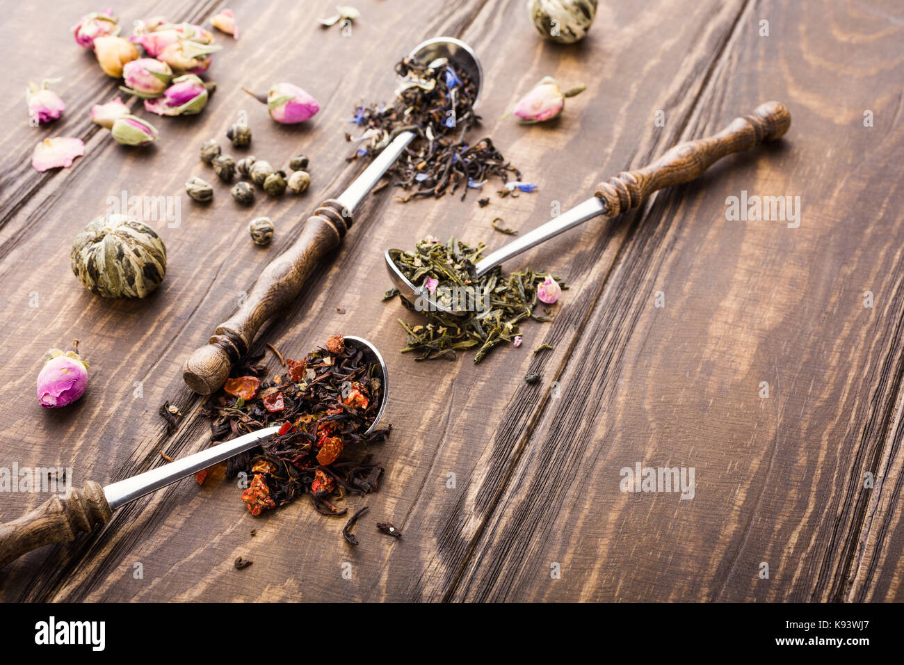 Background with different types of tea leaves Stock Photo - Alamy