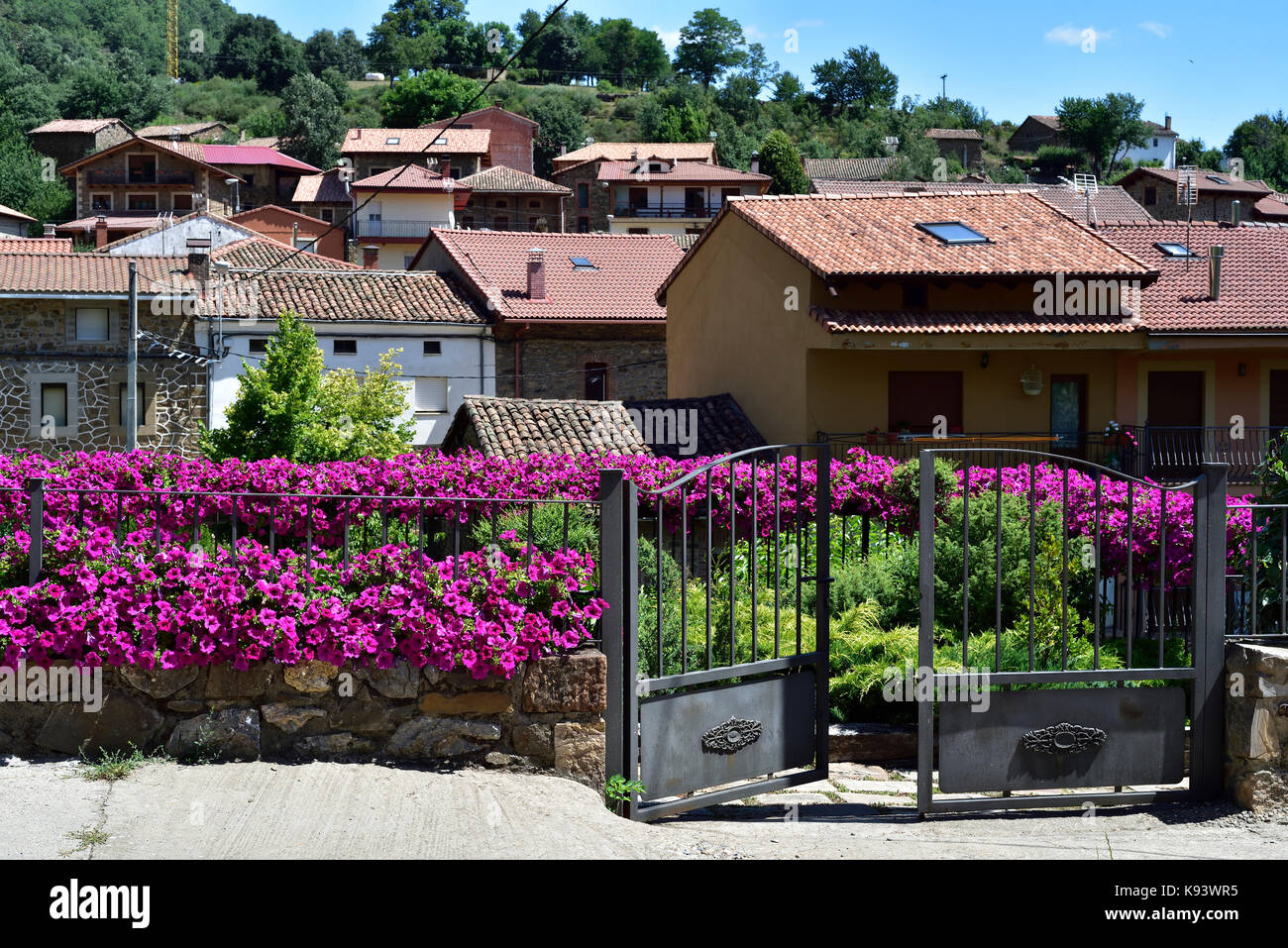 Houses in Morgovejo, near Guardo,Leon province, Northern Spain Stock ...