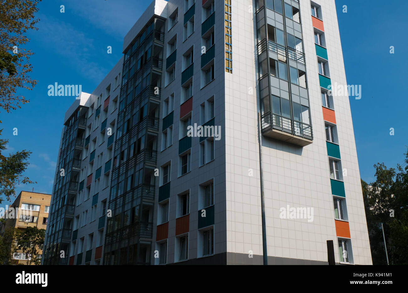Construction of a new residential building Stock Photo - Alamy