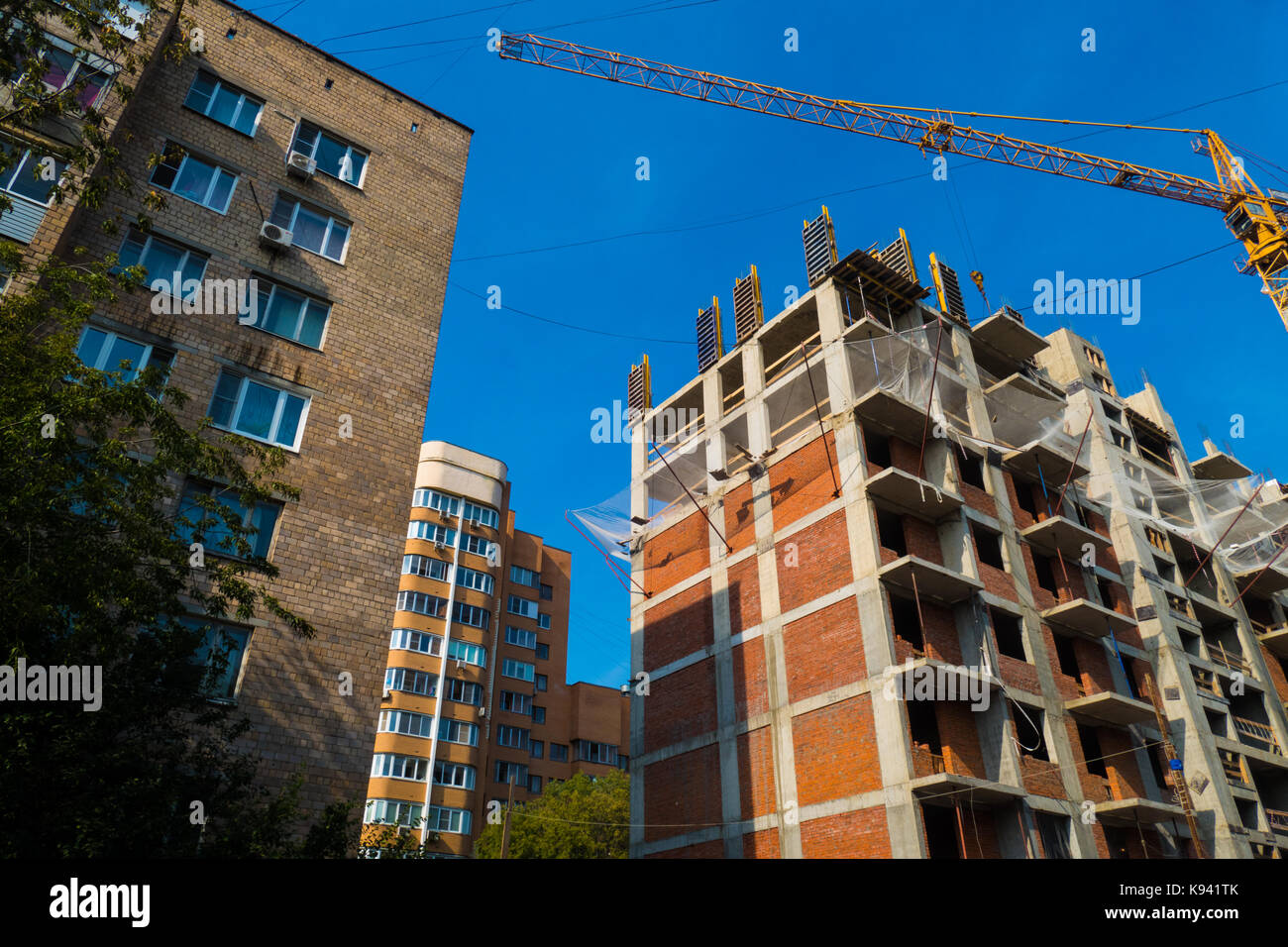 Construction of a new residential building Stock Photo - Alamy