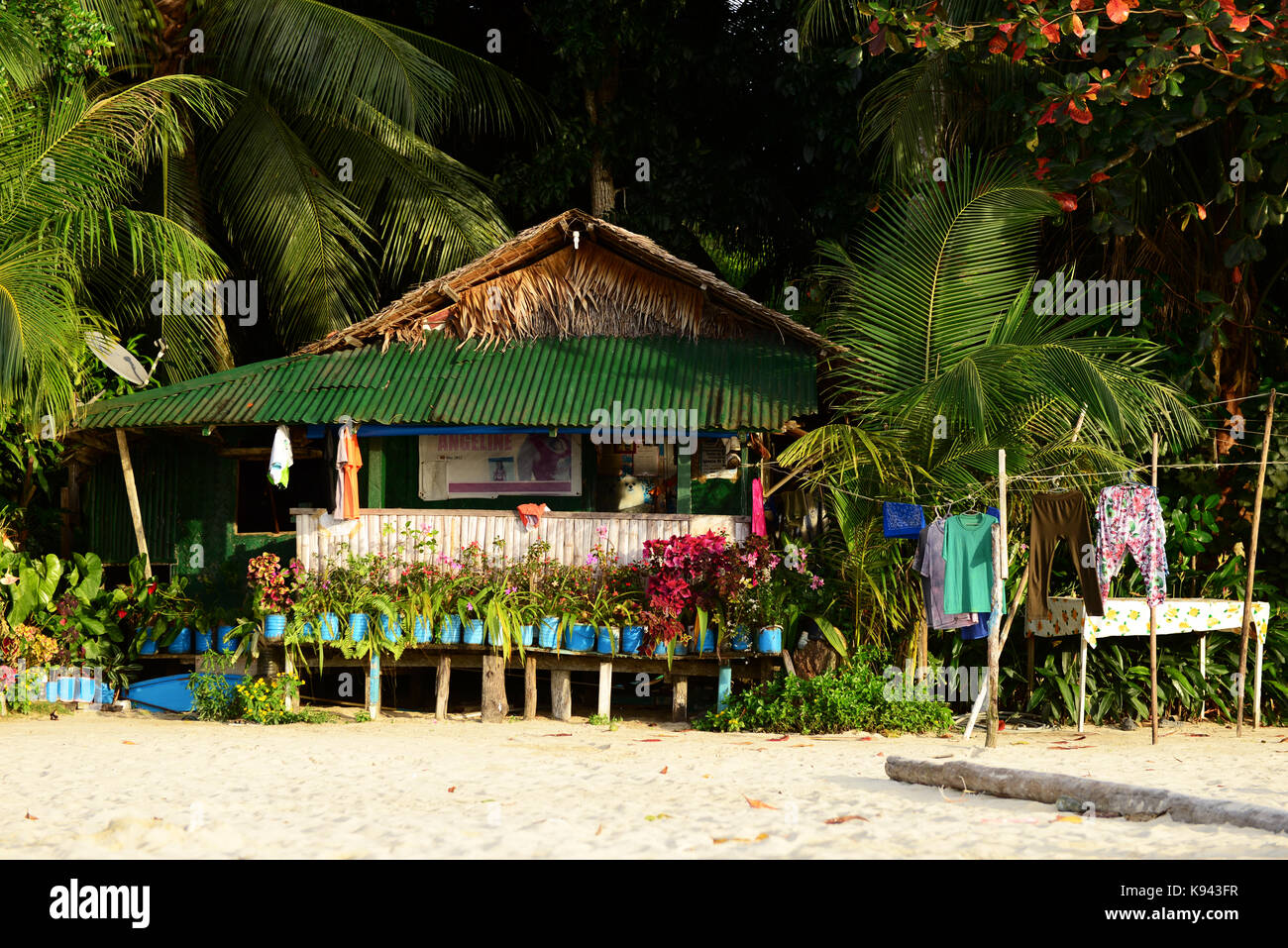 Luzon island philippines port hi-res stock photography and images - Alamy