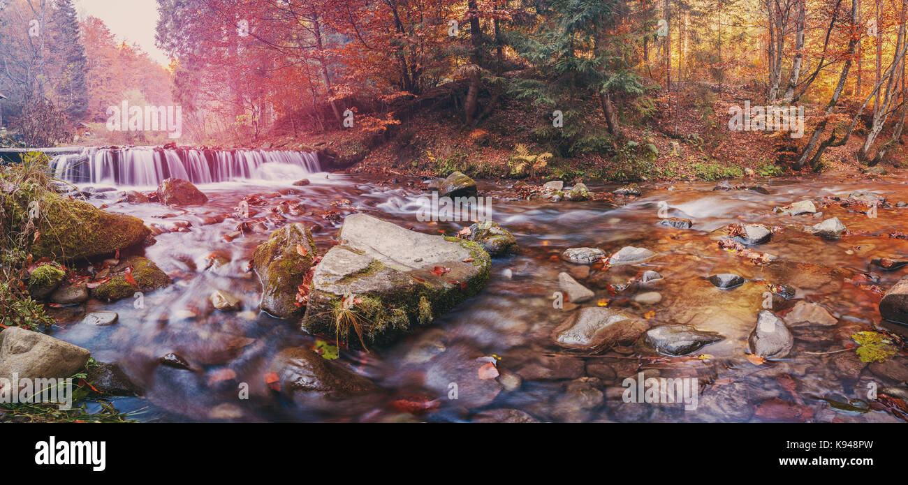 Stream with beautiful rocks hi-res stock photography and images - Alamy
