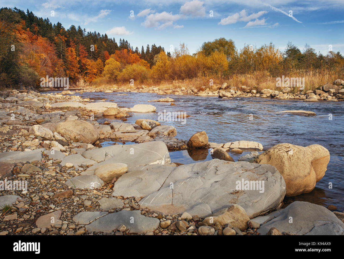 Beautiful autumn view river hi-res stock photography and images - Alamy